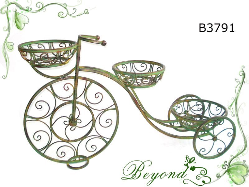 Fancy Pot Stand at Best Price in Panchkula, Haryana | Iron Craft