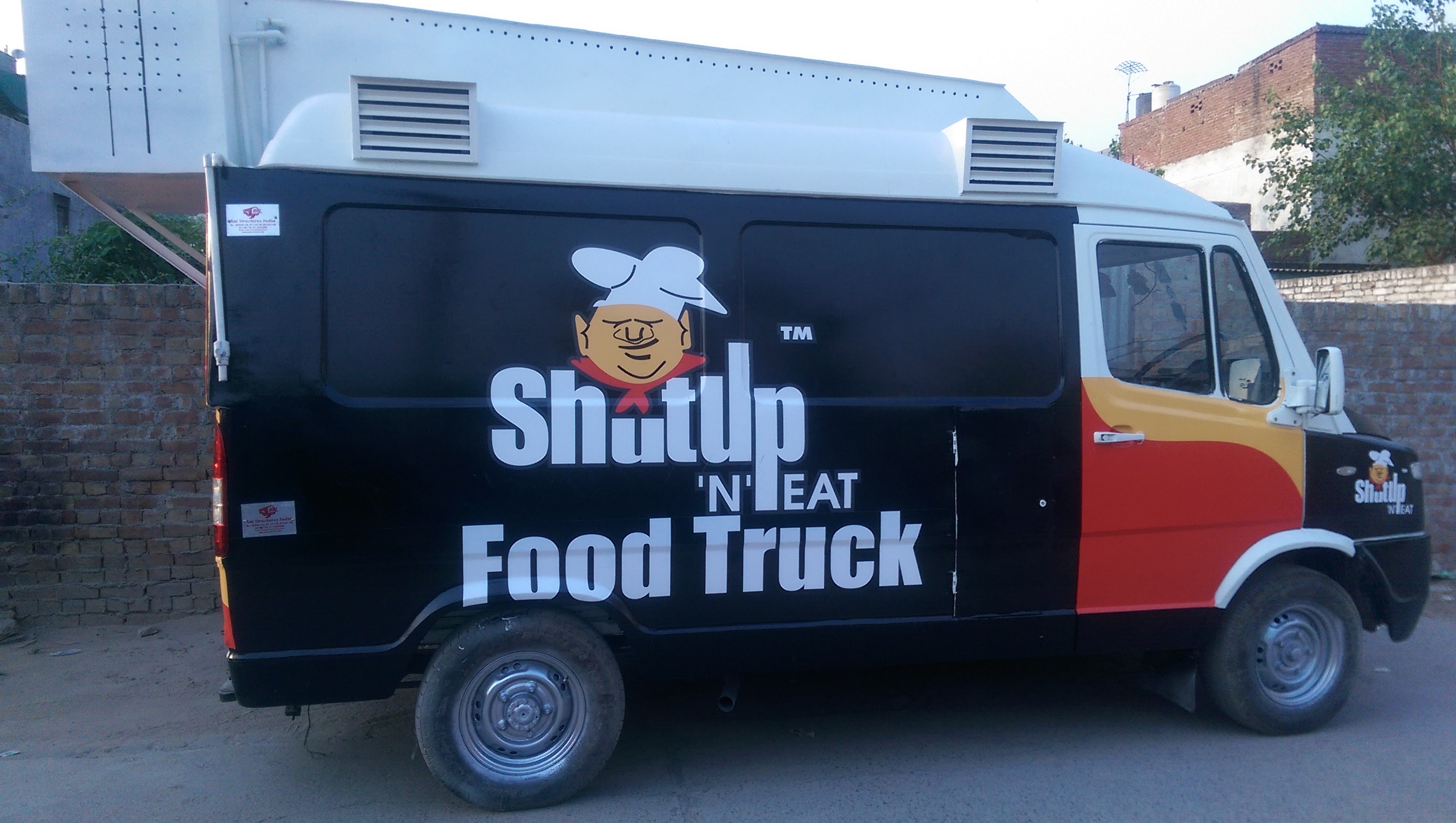 Chinese Food Van at Best Price in New Delhi, Delhi | Sai Structures India