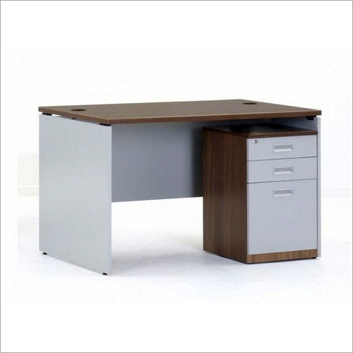 Office Workstation Table at Best Price in New Delhi, Delhi | Sahay ...