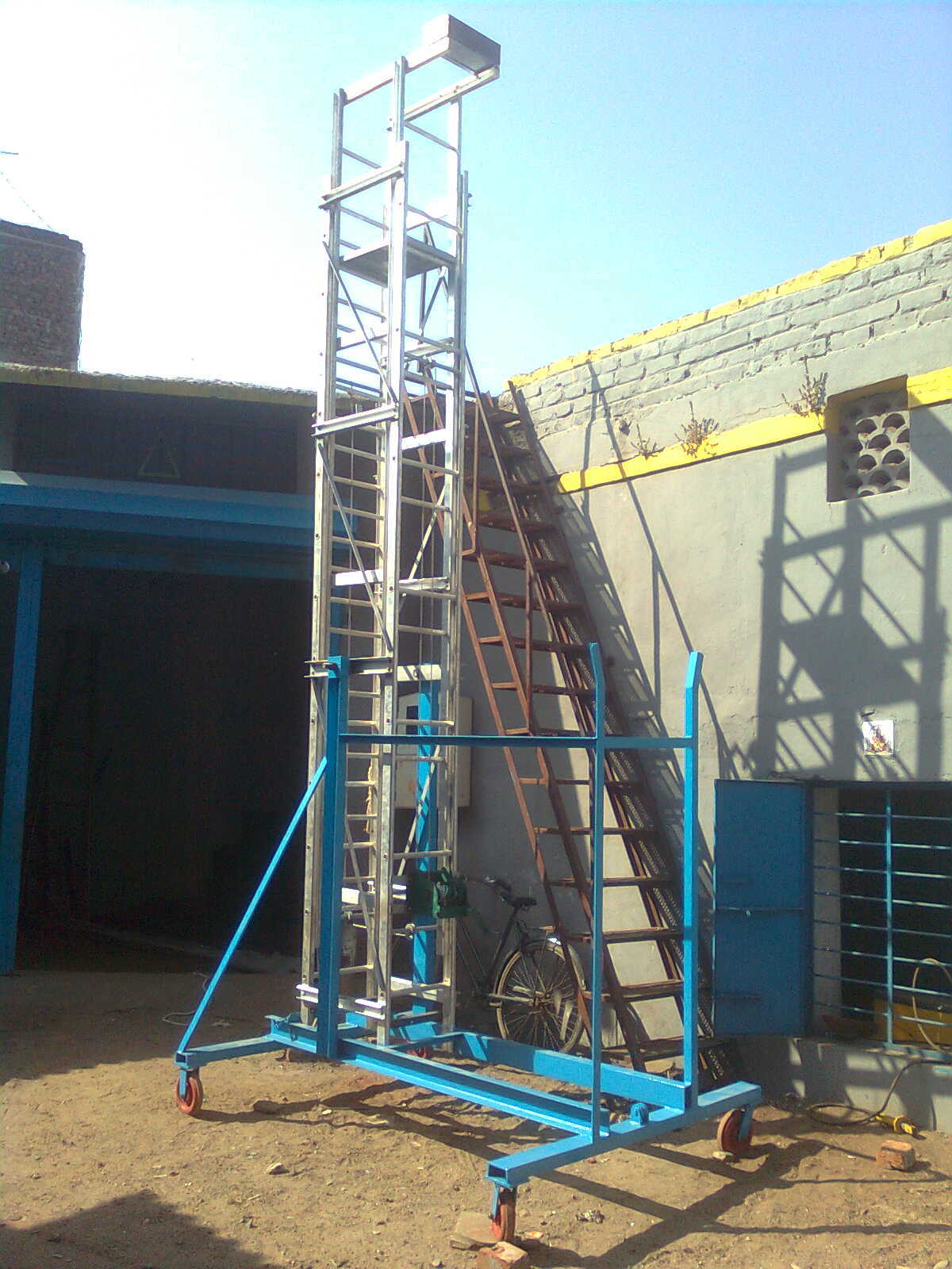 Tower Ladder at 3000.00 INR in Ahmedabad, Gujarat | Annapurna Industries
