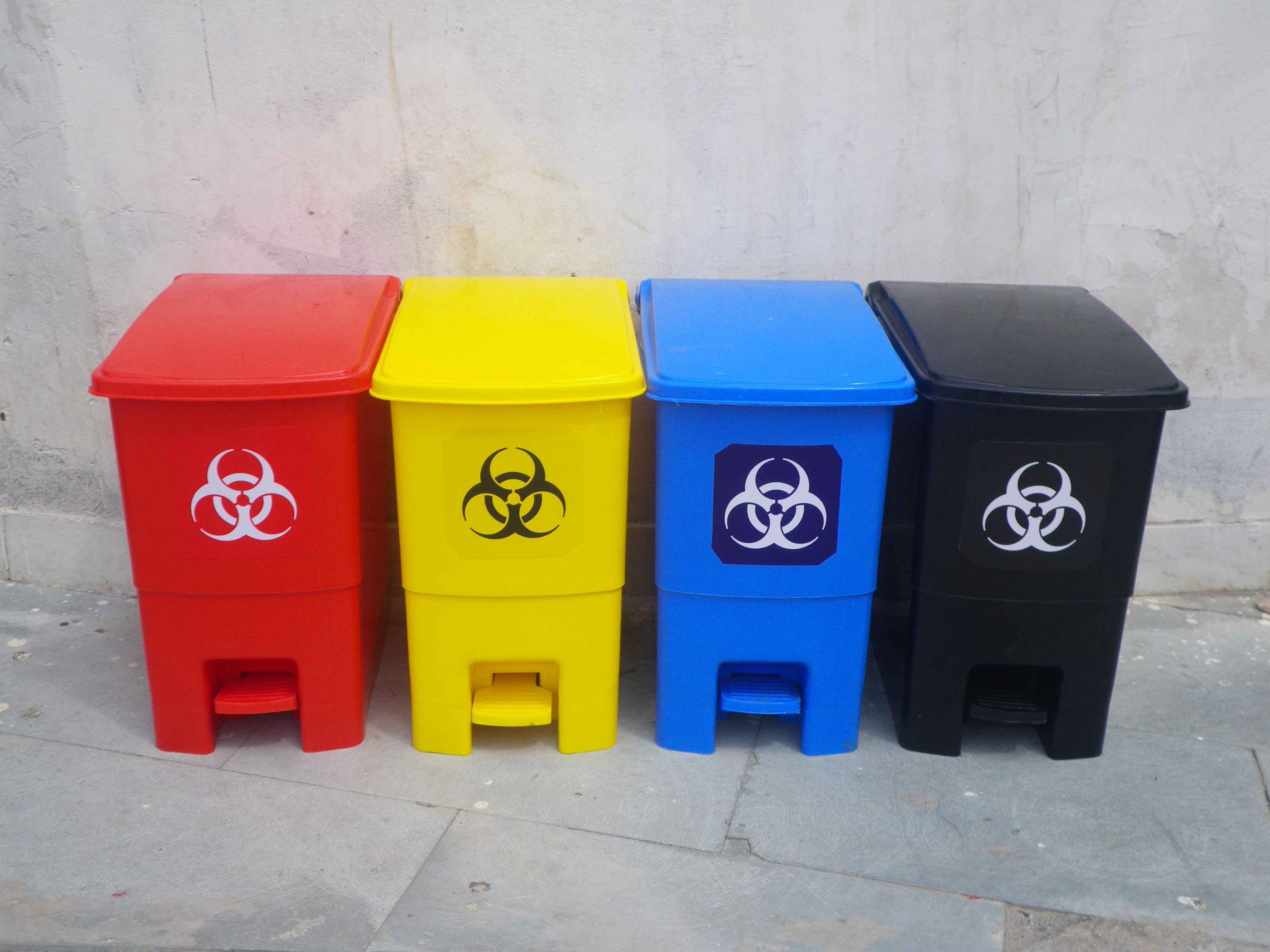 Bio Medical Waste Disposal Bin 32l at 1250.00 INR in New Delhi | Kc ...