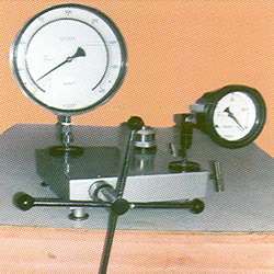 Pressure Comparison Test Pump at Best Price in New Delhi | Jvg Engineers