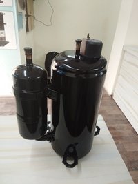 Hitachi ac compressor price store