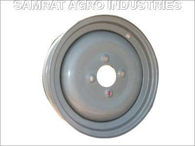 Tractor Rear Wheel Rim at Best Price in Shamli | Samrat Agro Industries