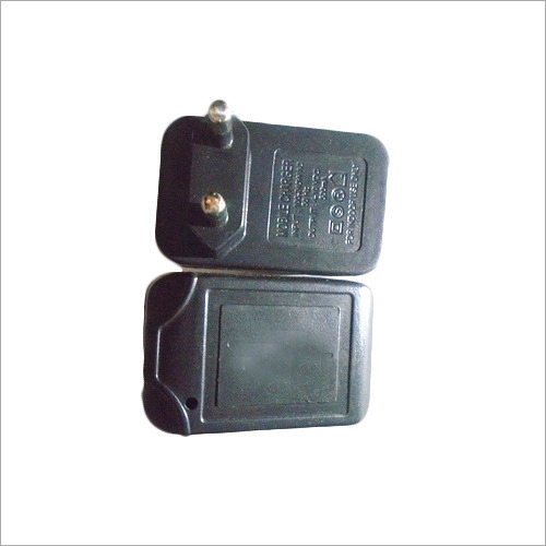 Mobile Battery Charger Cabinet Body Material: Plastic at Best Price in ...