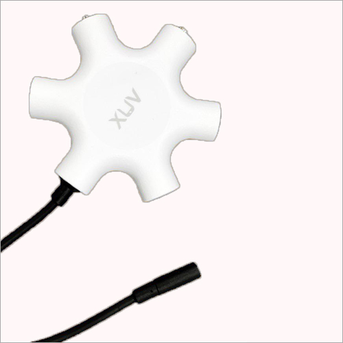 5 Way Headphone Splitter And Aux Input Body Material: Plastic at Best ...