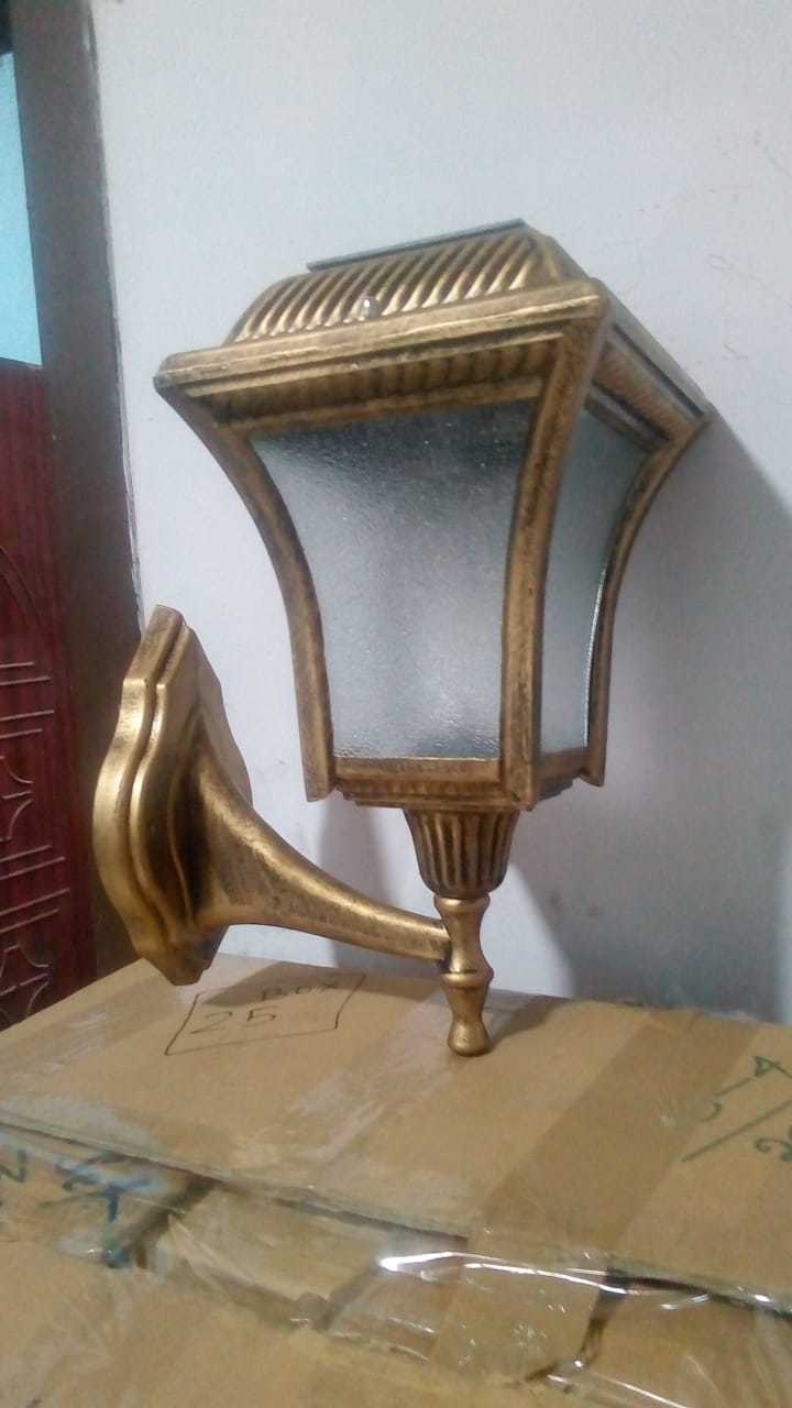 Compound Wall Mounted Solar Lamp at 2362.50 INR in Chennai | Awesome India