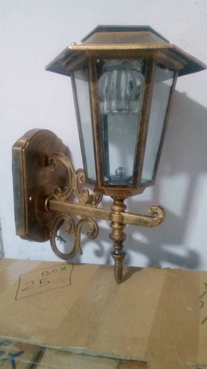 Compound Wall Mounted Solar Lamp at 2362.50 INR in Chennai | Awesome India