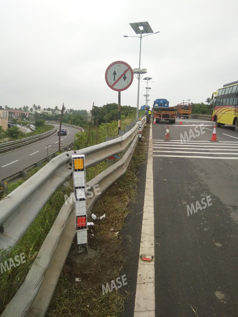 Road Safety Delineator at 1500.00 INR in Chennai, Tamil Nadu | Mase ...