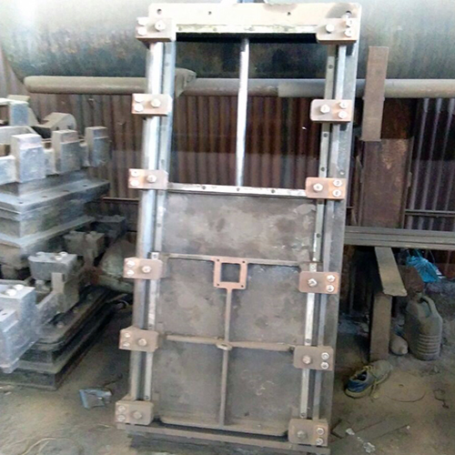 Ci Wall Mounted Gate Sluice Gate at Best Price in Ghaziabad | Bharat Industrial Corporation