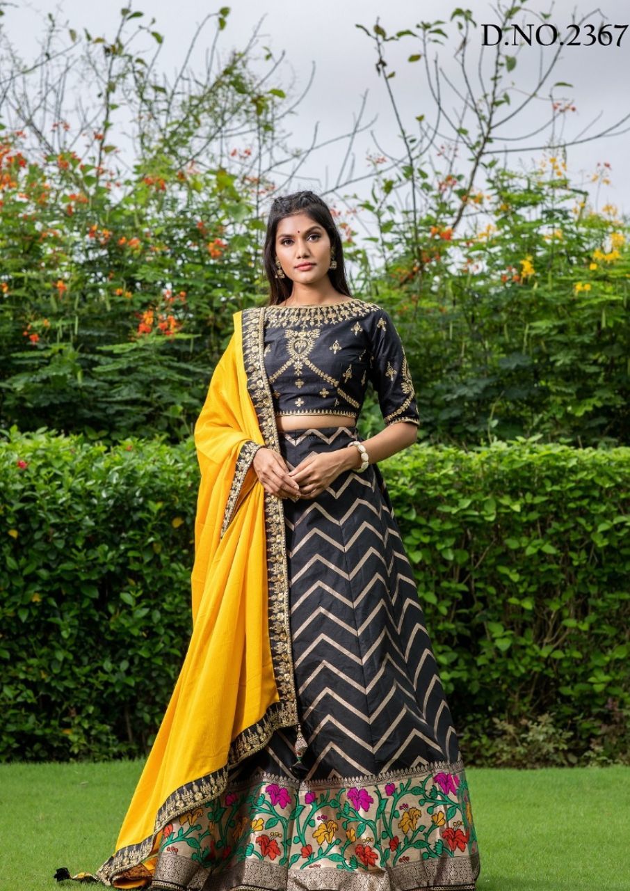 Odhani Designer Silk Lehenga Choli Catalogue Set Gender: Women at Best ...