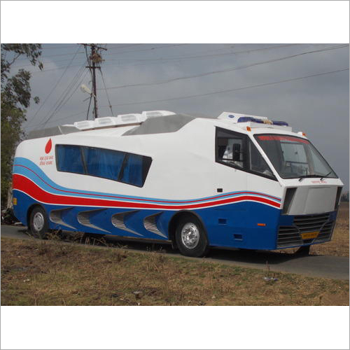 6 Bed Mobile Blood Collection Van at Best Price in Vasai | Sigma Auto ...
