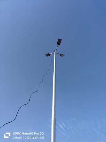 15 Feet Street Light Pole at Best Price in Beed | Yash Industries