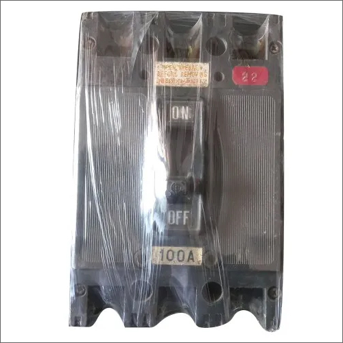 415v Triple Pole Mccb Switch Phase: Single Phase at Best Price in ...