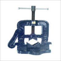 Hinged Pipe Vice at Best Price in Jalandhar, Punjab | Apex Industries ...