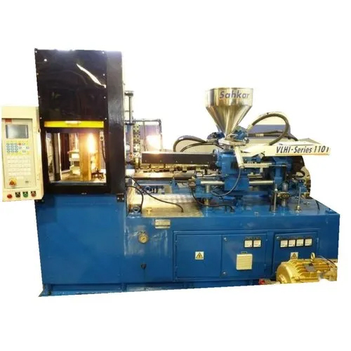 Vertical Locking Plastic Injection Molding Machine at Best Price in ...