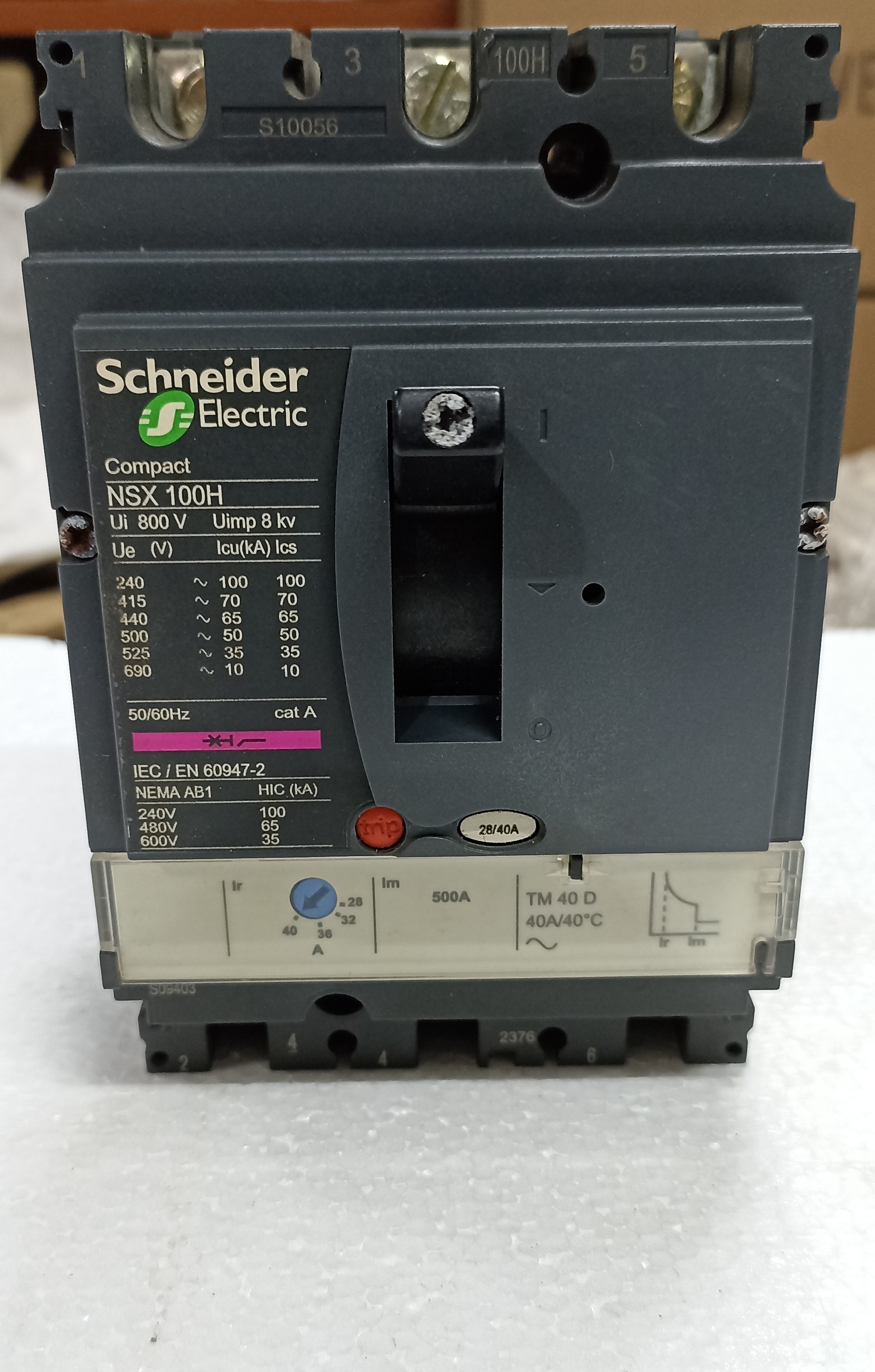 Schneider 40a 3p Mccb at Best Price in Bhavnagar | Raj Electricals
