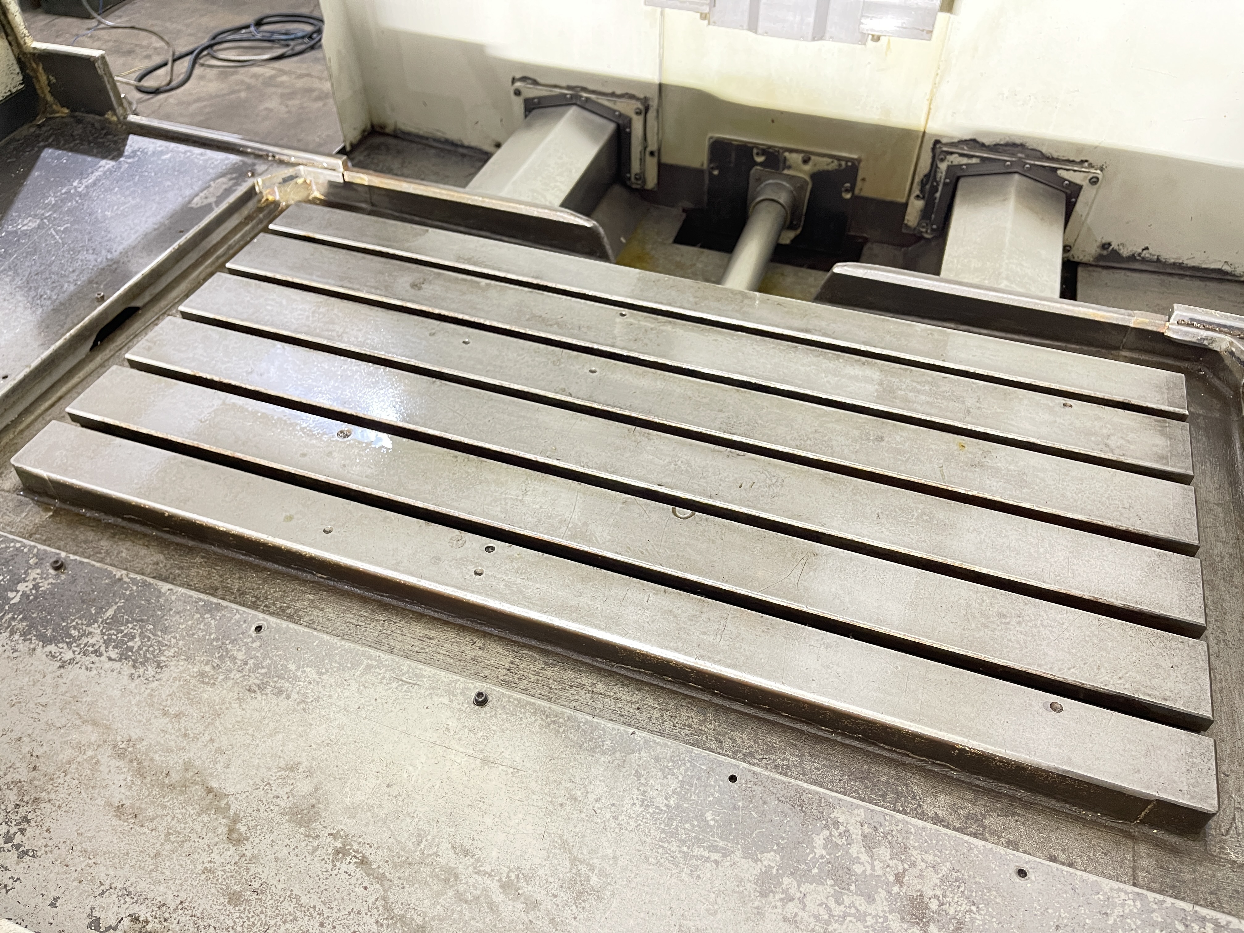 Hamai (japan) 5va Vmc at Best Price in Nashik | Corel Machinery
