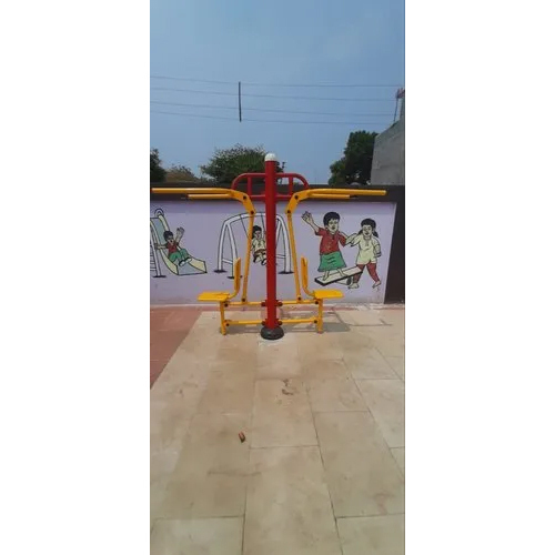 Gym Double Seated Pull Machine at 14500.00 INR in Noida | Task Blessings