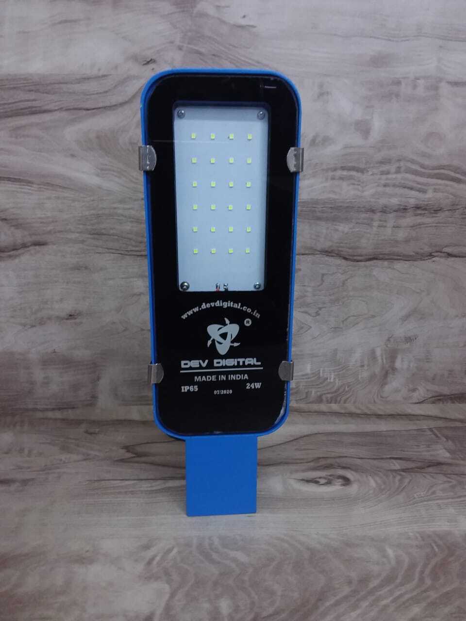 Blue Led 20w Street Light at Best Price in Gandhinagar | Devdigital ...