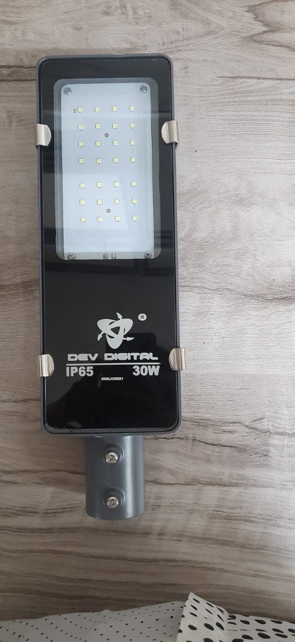 Led Street Light - 30w, Aluminium Diecast Body | Color Temperature ...
