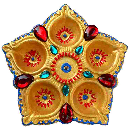 Painting Clay 5 Mukhi Coloured Diya at Best Price in Delhi | Lotusindia ...