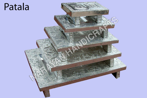 Patla at Best Price in Rajkot, Gujarat | Narayan Handicrafts