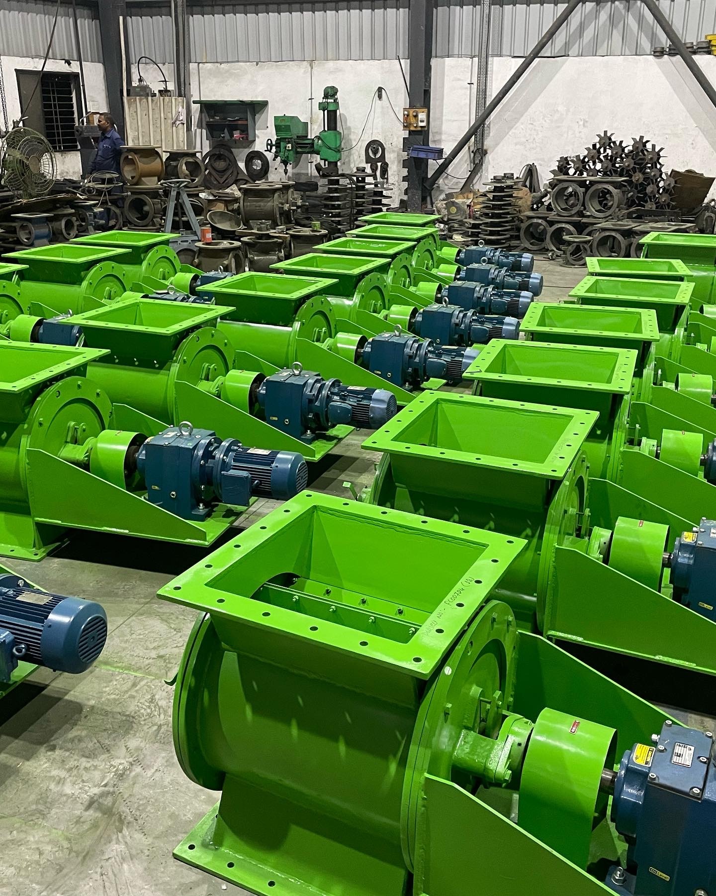 Industrial Rotary Airlock Valves at 2500.00 INR in Pune | Rotech Engineers