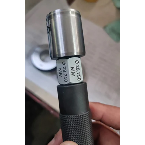 Air Plug Gauge at 5000.00 INR in Greater Noida, Uttar Pradesh | Shalini ...