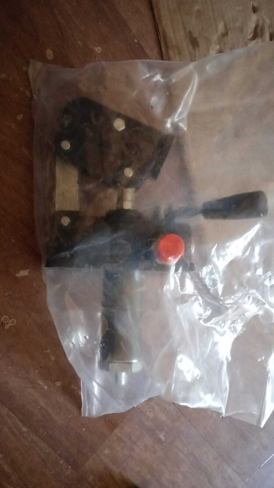 Hydraulic Cartridge Type Hand Pump at 2360.00 INR in Ahmedabad ...