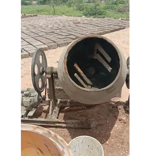 Half Bag Tyre Type Concrete Mixer Machine at Best Price in Ahmedabad ...