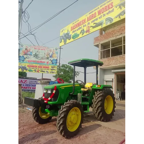 Swaraj Fiber Tractor Hood at 13000.00 INR in Sirhind | Dashmesh Agro Works