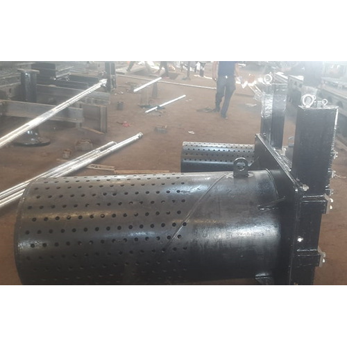 Sluice Gate Fitted With Stainer - Material: Stainless Steel at Best ...