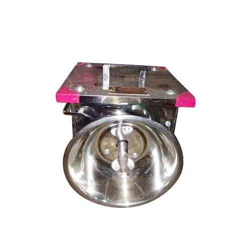 Manual Mini Coconut Scraper at Best Price in Coimbatore | Parameswari ...