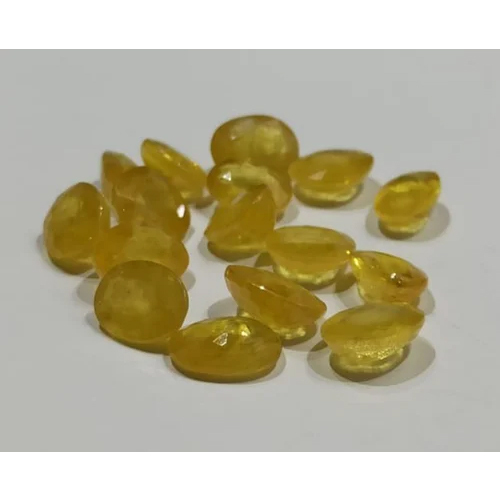 African Pukhraj Yellow Sapphire Gemstone at 3000.00 INR in Kolkata | T ...