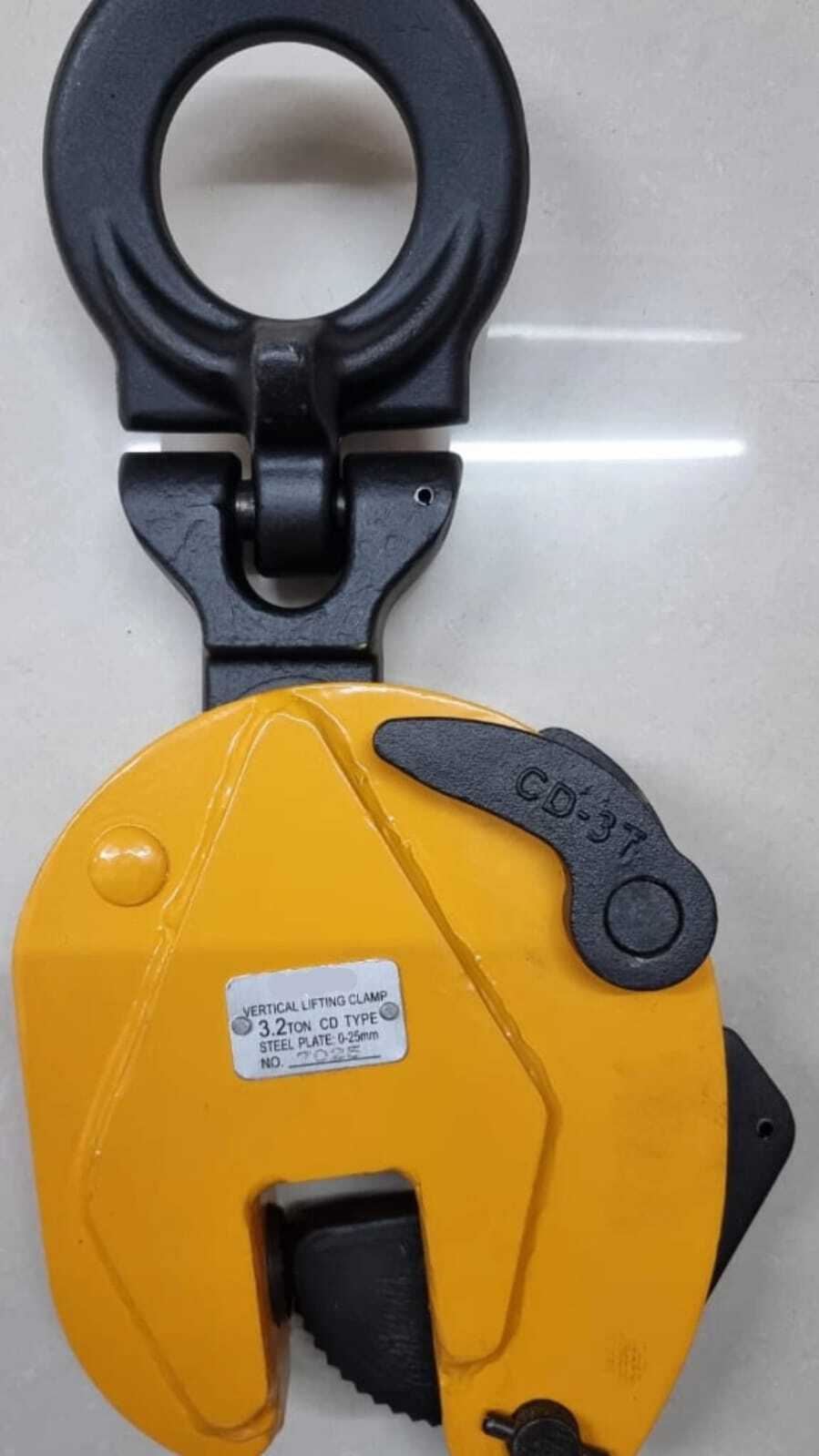 Yellow Universal Plate Clamp at Best Price in Bhiwandi | Triumph Infra ...