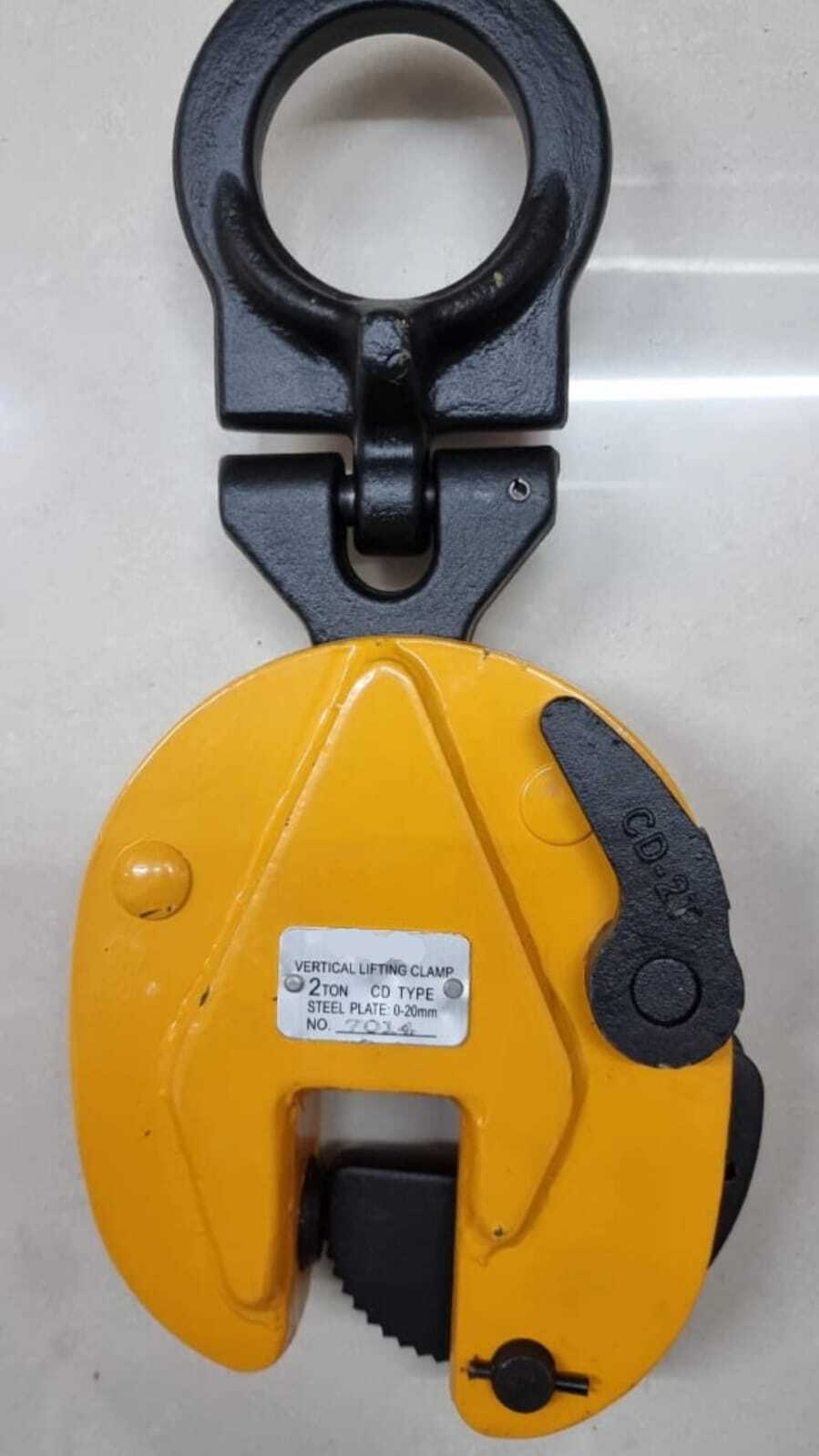 Yellow Universal Plate Clamp at Best Price in Bhiwandi | Triumph Infra ...