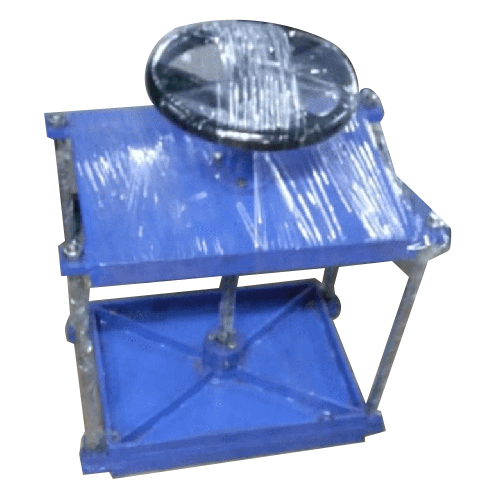 Automatic Feeding Manual And Motorized Paper Cutting Machine at Best ...