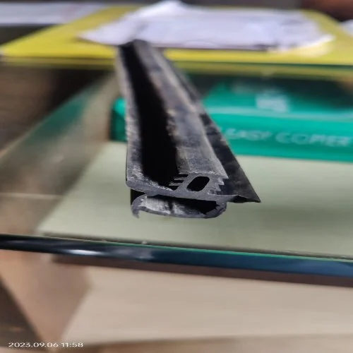 Gray Cold Room Door Gasket at Best Price in Delhi | Orka Fittings