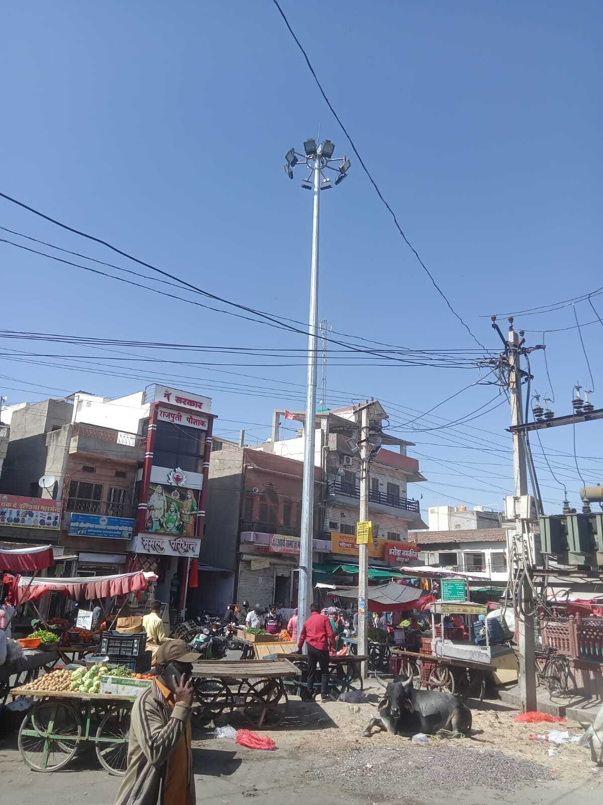 12.5 Mtr High Mast Pole at 55000.00 INR in Noida | Sunrator Solar ...