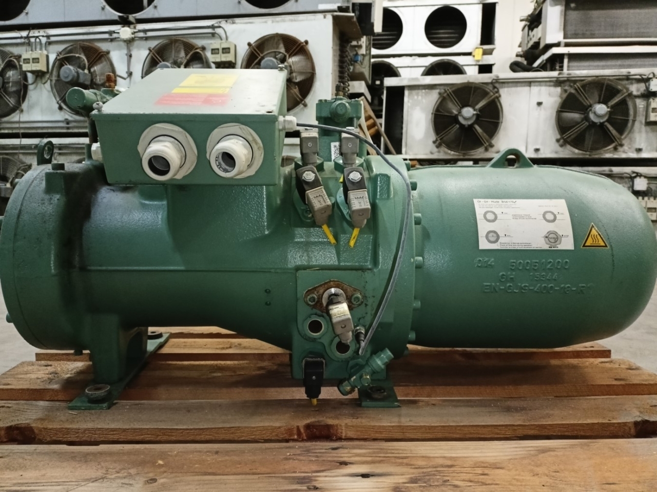 Chiller Screw Compressor (remanufactured) - Color: As Original at Best ...