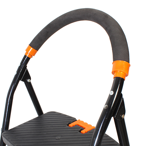 3 Step Iron Ladder at 1100.00 INR in Gurugram | Obbo Industries