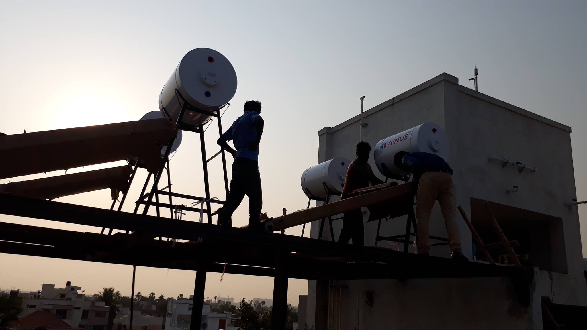 Venus 100 Lpd Fpc Solar Water Heater at 54999.84 INR in Indore ...