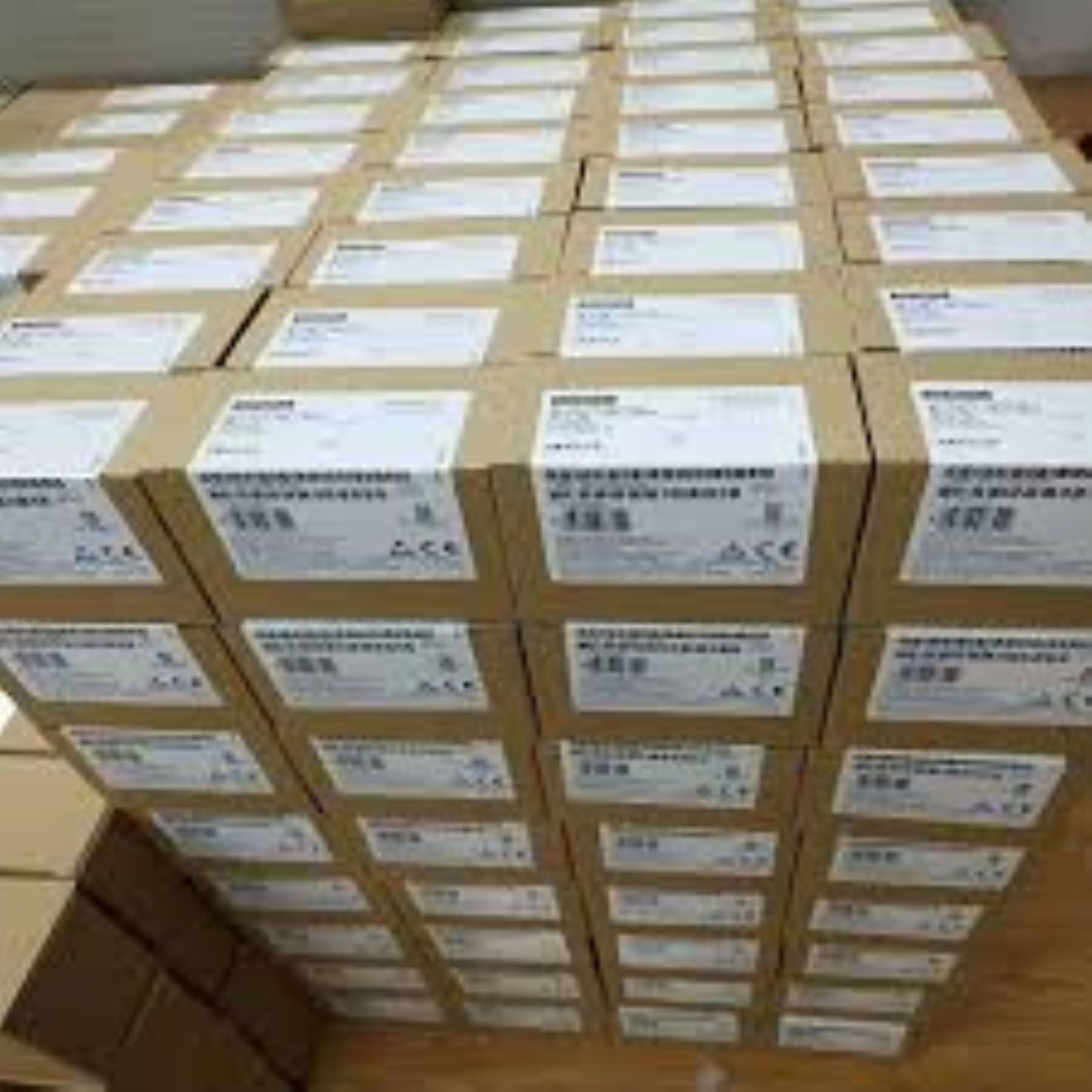 6es7214-1hg40-0xb0-siemens Programmable Logic Controller at 56525.00 ...