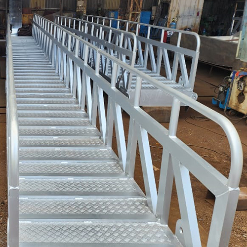 Industrial Aluminium Gang Way Grade: First Class at Best Price in ...