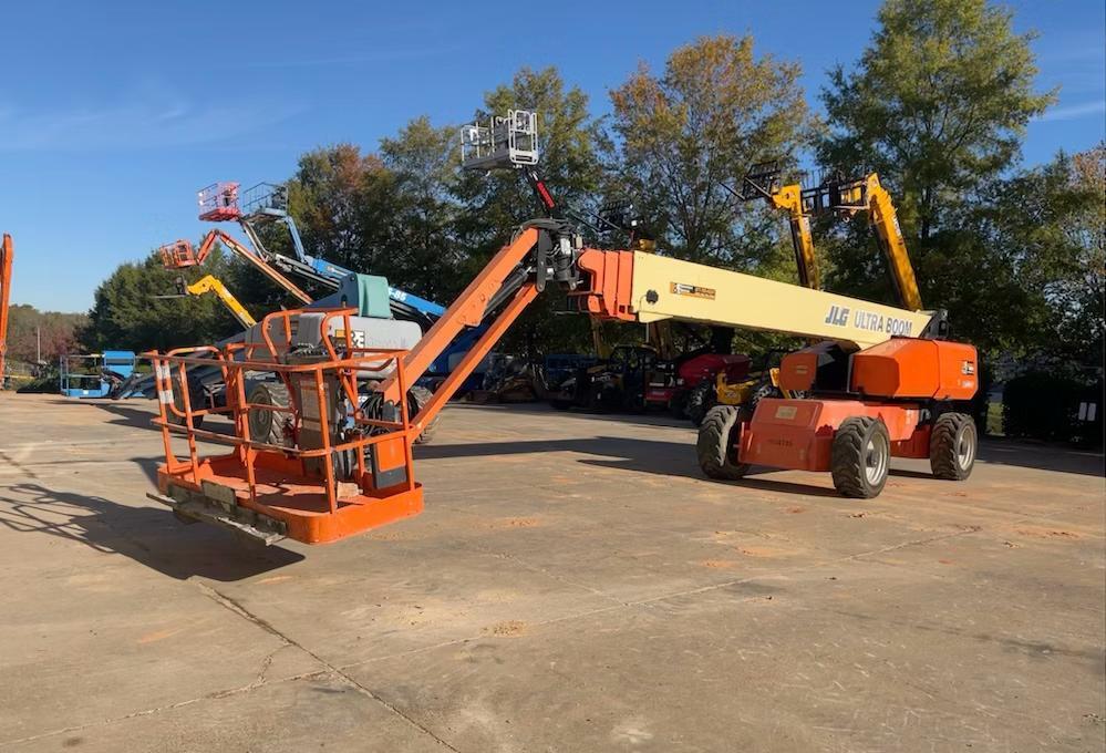 Boom Lift at 300000.00 INR in New Delhi, Delhi | Devi Industrial Engineers