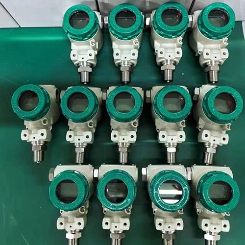 Smart Pressure Transmitters - Color: As Per Availability at Best Price ...