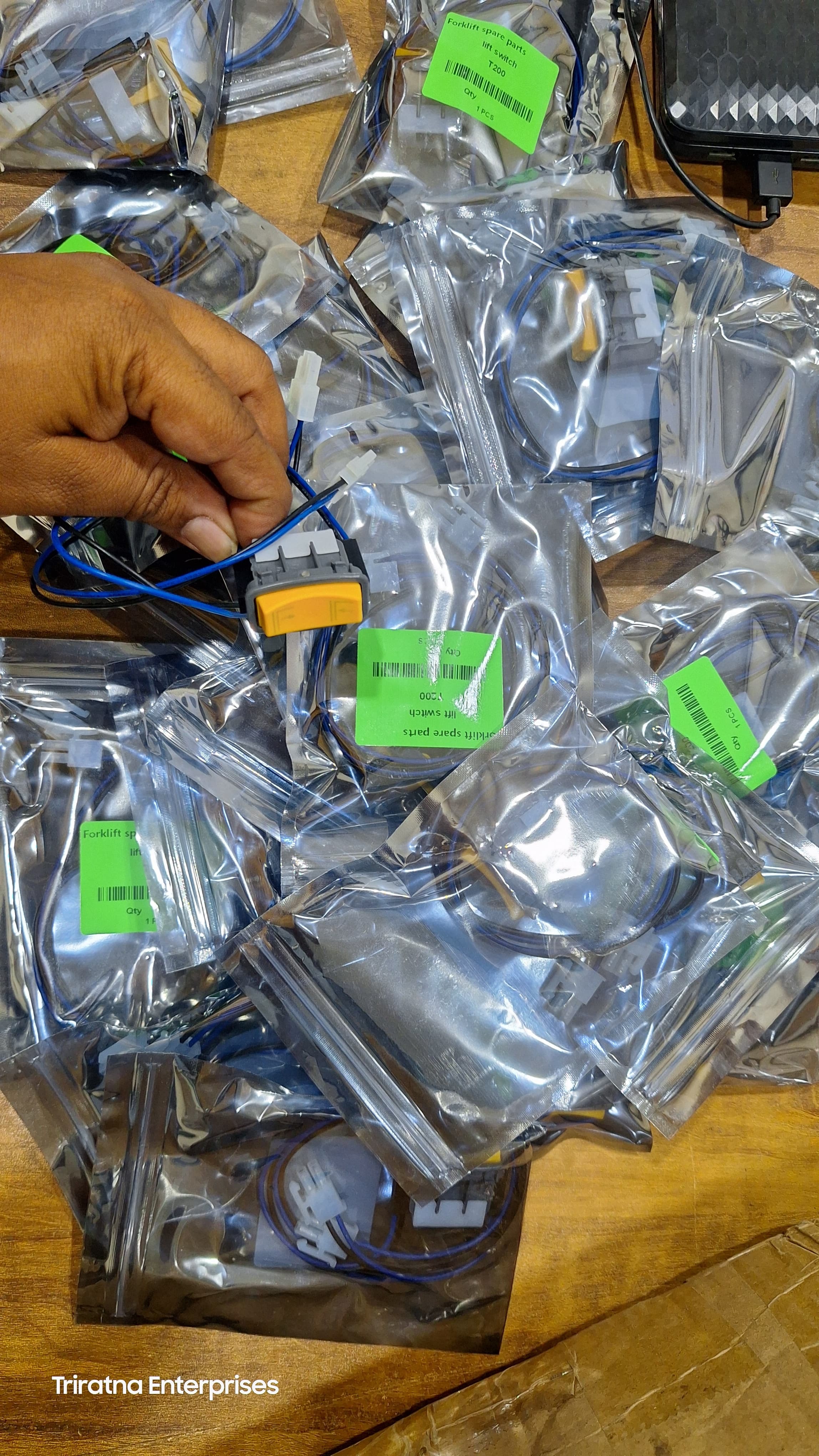 Stacker, Bopt, Forklift Lift Switches at 1600.00 INR in Pune | Triratna ...