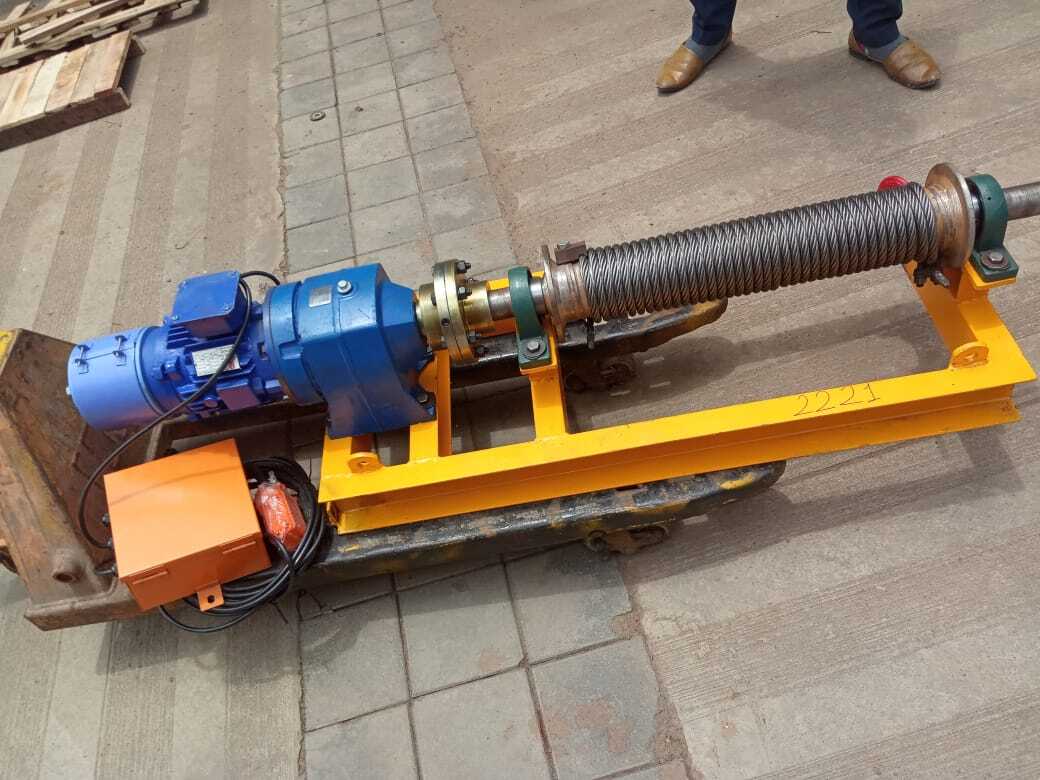 I Type Electrical Winch Machine For Goods Lifts at 79000.00 INR in ...