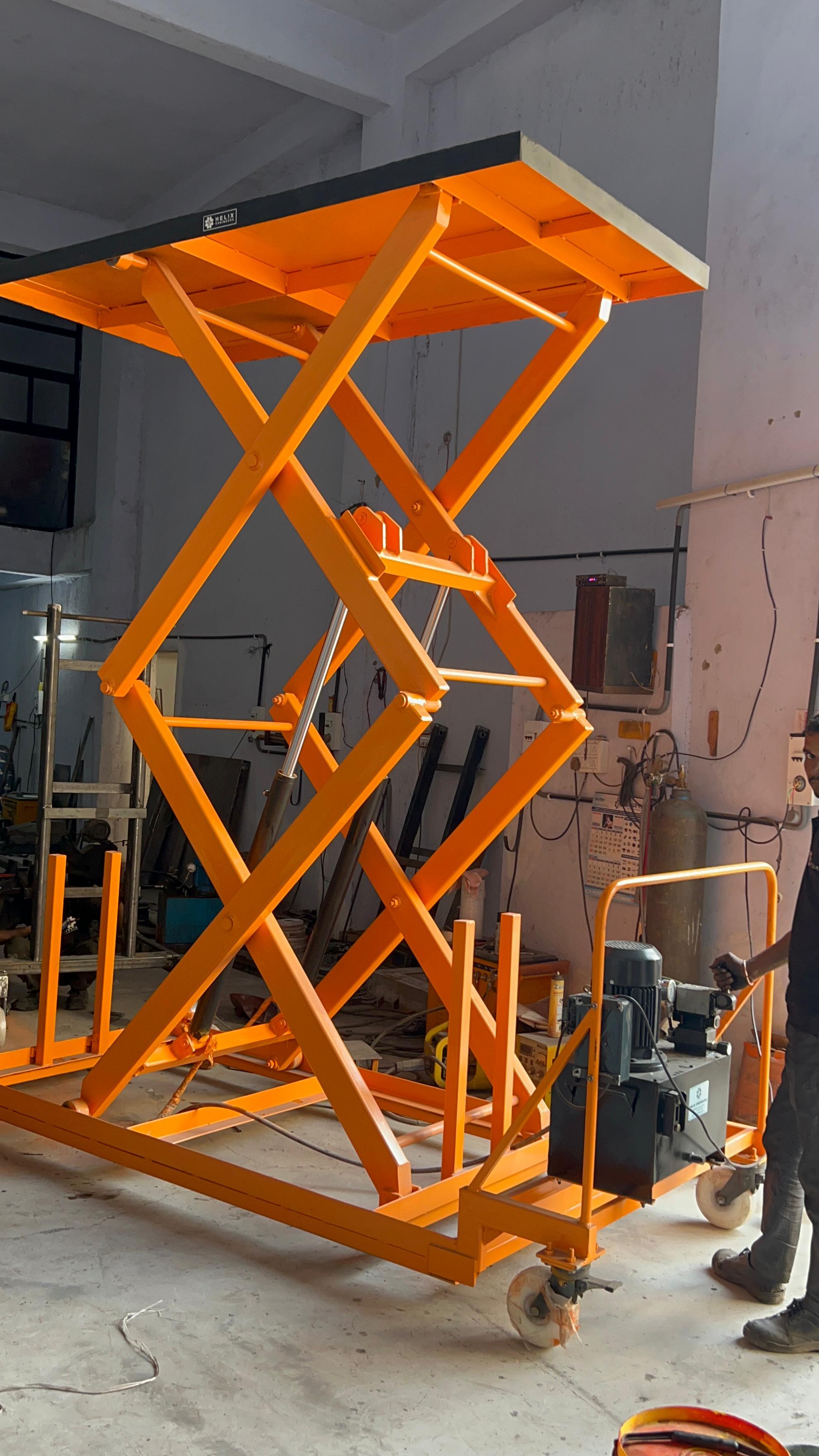 Semi Electric Scissor Lift Table at 64900.00 INR in Ahmedabad | Helix ...